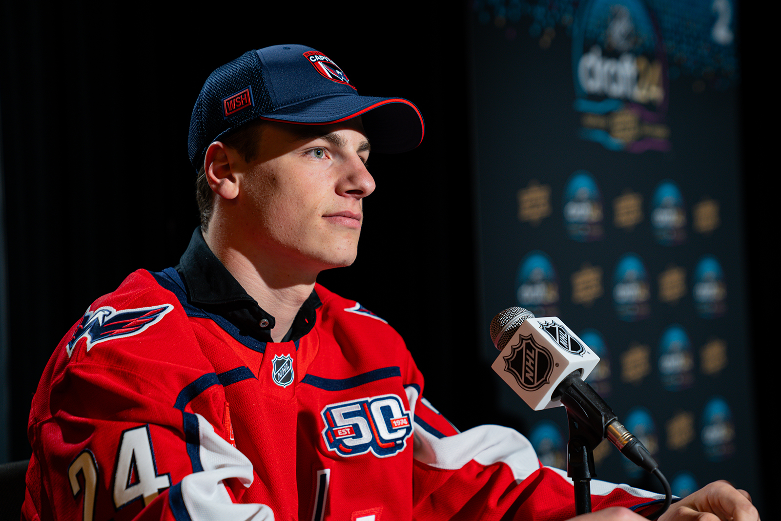 Leon Muggli signs entry-level contract - EV Zug