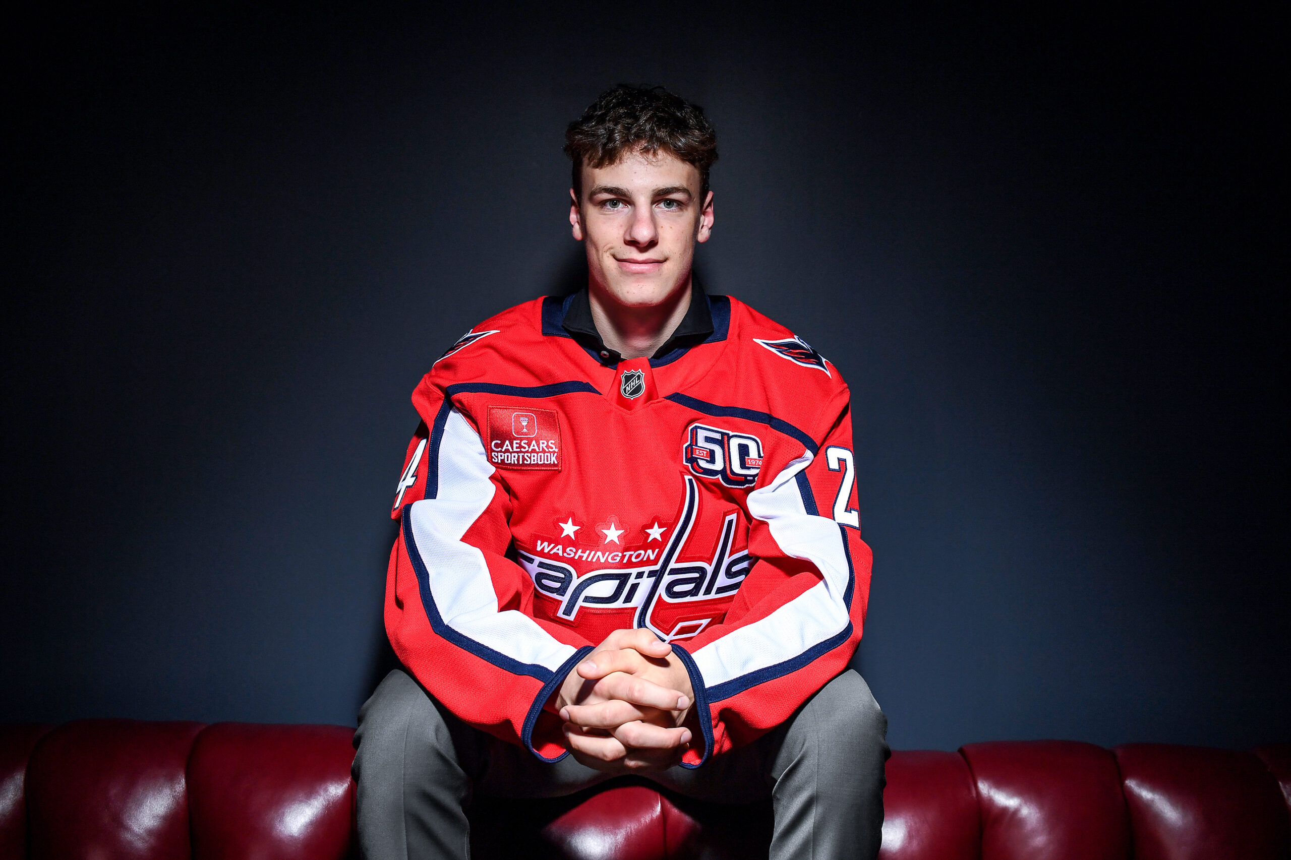 Erstes NHL-Spiel für Leon Muggli - EV Zug